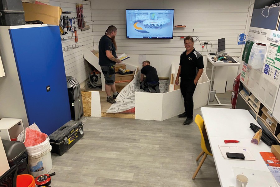 ‘First for flooring’ pilot apprenticeship launched | CFJ